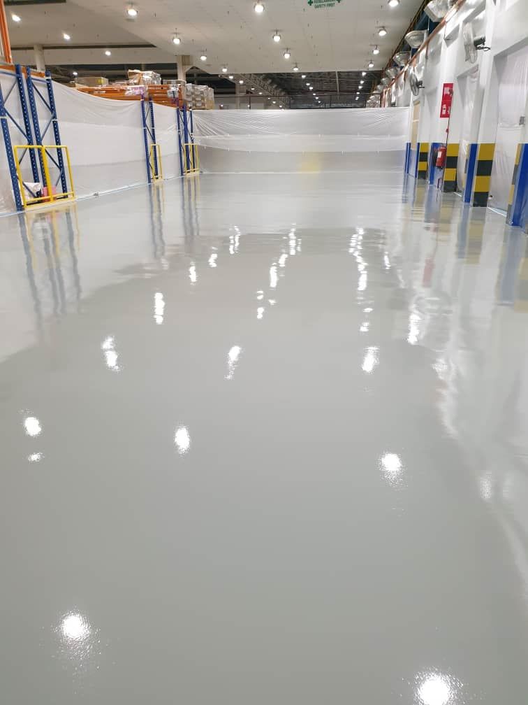 Dynamova – Warehouse racking system and flooring solution