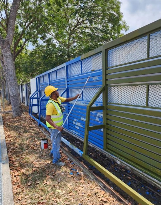 Dynamova – Warehouse racking system and flooring solution